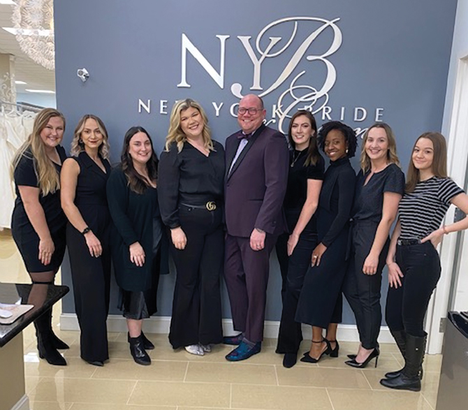 New York Bride and Groom... a winning formula